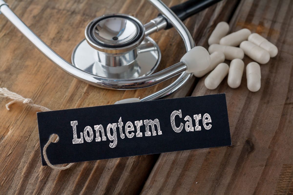 What Is a Long-Term Care Health Insurance Policy? - Learn and Earn Daily