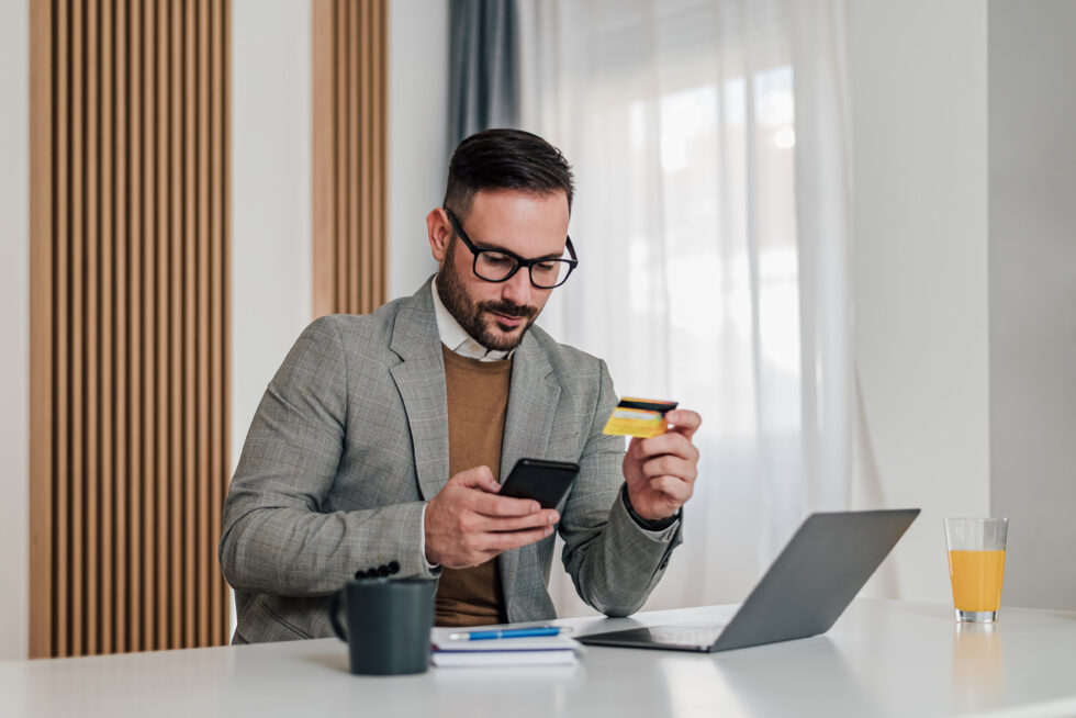 Effective Strategies for Managing Credit Card Debt - Learn and Earn Daily