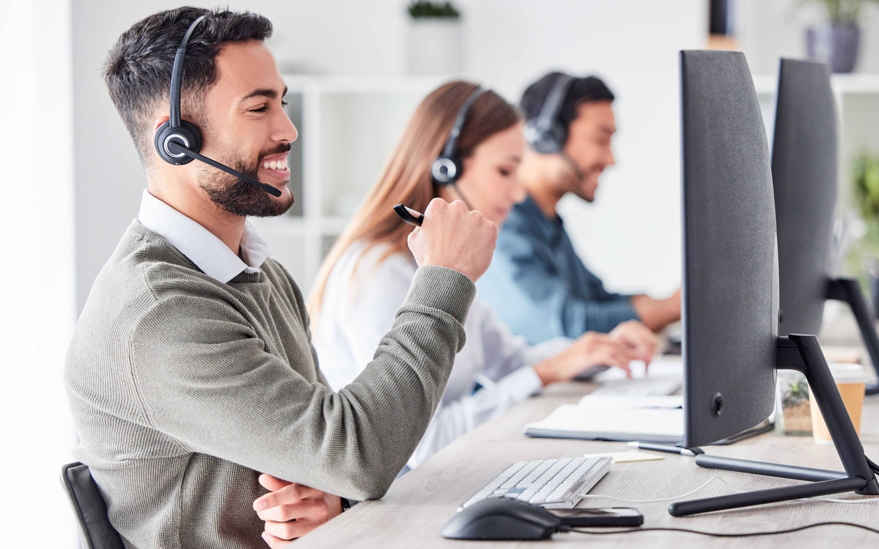 Call Center Jobs: A Guide to Customer Support Careers - Learn and Earn ...